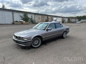 BMW 740 1994 Rīga, ar dzinēja tilpumu 4.00 L un nobraukumu 298 tūkst. km par 6660 €, foto 5 vietnē AUTOMOTO.COM.LV