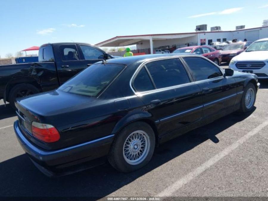 BMW 740 2001 in Klaipeda, with an engine capacity of 0.00 L and mileage of 0 thousand km for 2000 €, photo 4 on AUTOMOTO.COM.LV