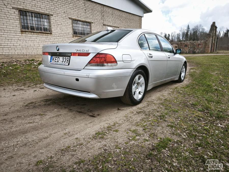 BMW 740 2003 Ignalina, ar dzinēja tilpumu 3.90 L un nobraukumu 286 tūkst. km par 2600 €, foto 5 vietnē AUTOMOTO.COM.LV