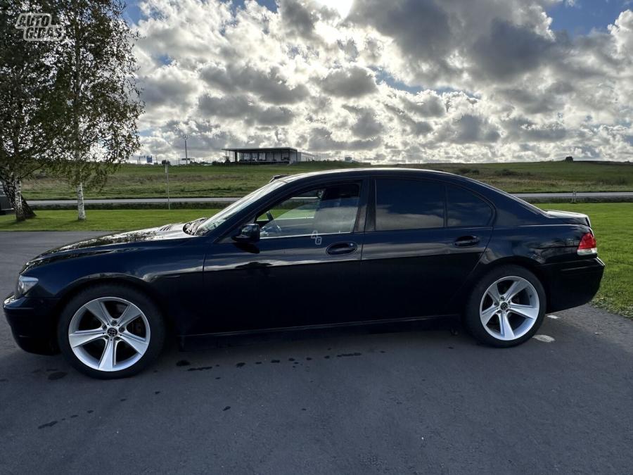 BMW 740 2006 in Klaipeda, with an engine capacity of 4.00 L and mileage of 273 thousand km for 2250 €, photo 5 on AUTOMOTO.COM.LV