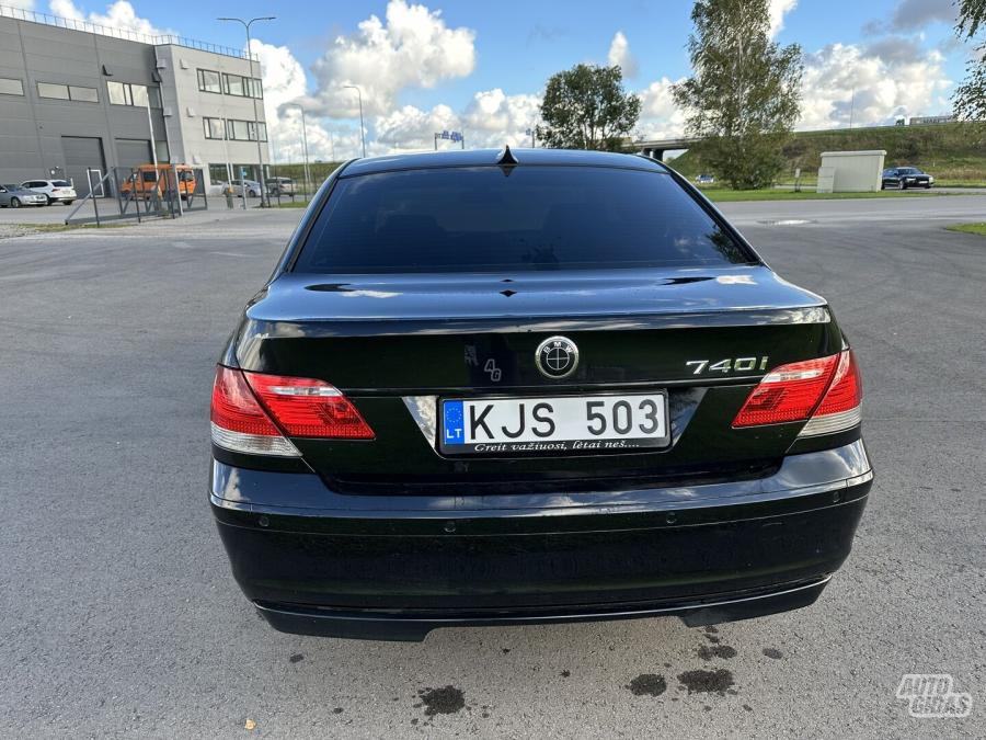 BMW 740 2006 in Klaipeda, with an engine capacity of 4.00 L and mileage of 273 thousand km for 2250 €, photo 7 on AUTOMOTO.COM.LV