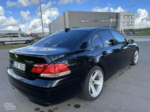 BMW 740 2006 in Klaipeda, with an engine capacity of 4.00 L and mileage of 273 thousand km for 2250 €, photo 8 on AUTOMOTO.COM.LV