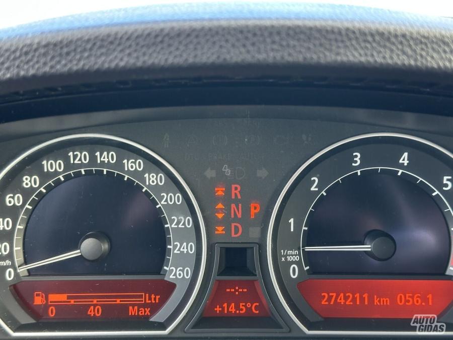 BMW 740 2006 in Klaipeda, with an engine capacity of 4.00 L and mileage of 273 thousand km for 2250 €, photo 14 on AUTOMOTO.COM.LV