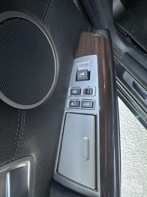 BMW 740 2006 in Klaipeda, with an engine capacity of 4.00 L and mileage of 273 thousand km for 2250 €, photo 20 on AUTOMOTO.COM.LV
