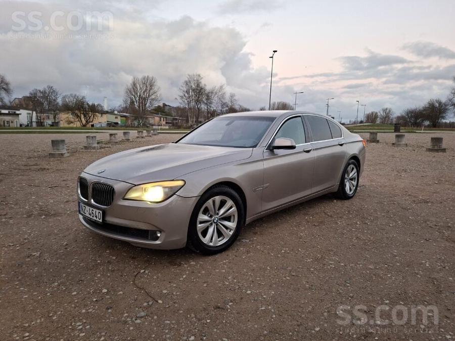 BMW 740 2009 Liepāja, ar dzinēja tilpumu 3.00 L un nobraukumu 204 tūkst. km par 8600 €, foto 1 vietnē AUTOMOTO.COM.LV