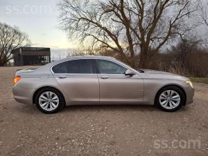 BMW 740 2009 Liepāja, ar dzinēja tilpumu 3.00 L un nobraukumu 204 tūkst. km par 8600 €, foto 3 vietnē AUTOMOTO.COM.LV