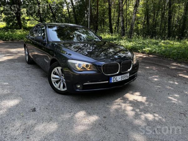 BMW 740 2009 Rīga, ar dzinēja tilpumu 3.00 L un nobraukumu 270 tūkst. km par 10900 €, foto 1 vietnē AUTOMOTO.COM.LV