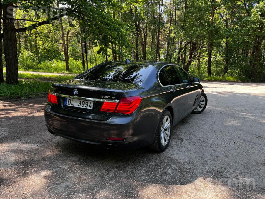BMW 740 2009 Rīga, ar dzinēja tilpumu 3.00 L un nobraukumu 270 tūkst. km par 10900 €, foto 4 vietnē AUTOMOTO.COM.LV