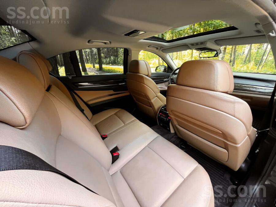 BMW 740 2009 Rīga, ar dzinēja tilpumu 3.00 L un nobraukumu 270 tūkst. km par 10900 €, foto 8 vietnē AUTOMOTO.COM.LV