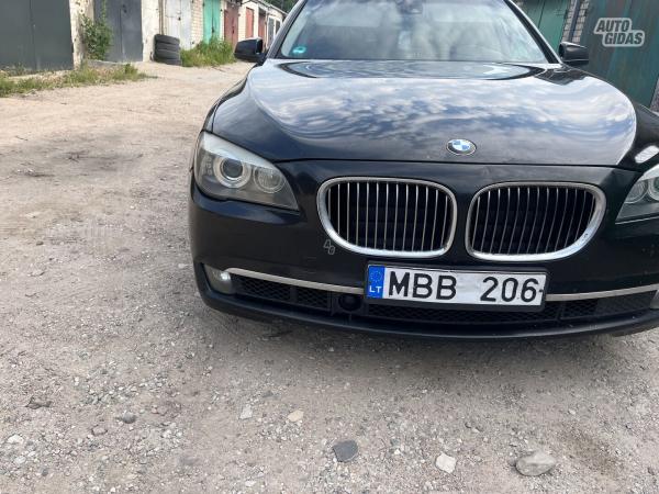 BMW 740 2009 in Kaunas, with an engine capacity of 3.00 L and mileage of 500 thousand km for 6200 €, photo 1 on AUTOMOTO.COM.LV
