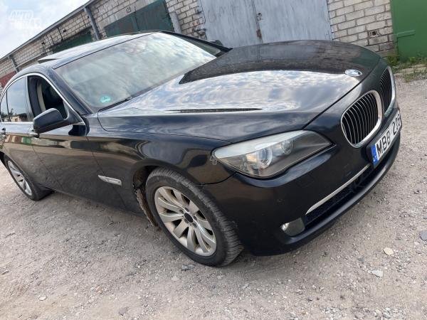 BMW 740 2009 in Kaunas, with an engine capacity of 3.00 L and mileage of 500 thousand km for 6200 €, photo 2 on AUTOMOTO.COM.LV