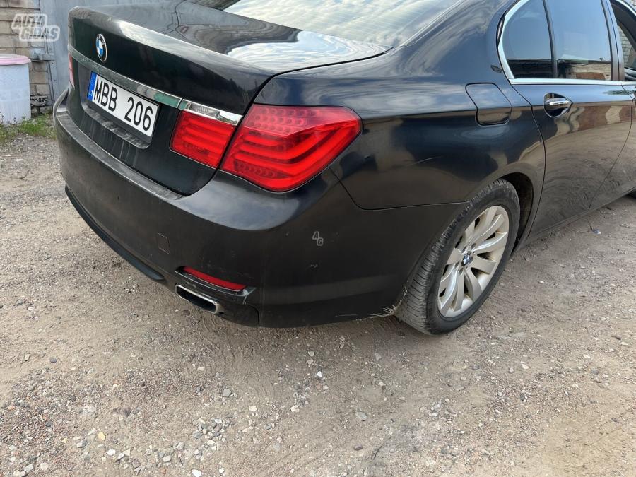 BMW 740 2009 Kauņa, ar dzinēja tilpumu 3.00 L un nobraukumu 500 tūkst. km par 6200 €, foto 4 vietnē AUTOMOTO.COM.LV