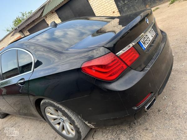 BMW 740 2009 in Kaunas, with an engine capacity of 3.00 L and mileage of 500 thousand km for 6200 €, photo 4 on AUTOMOTO.COM.LV