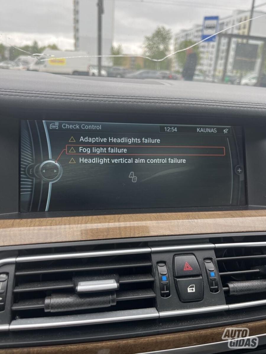 BMW 740 2009 Kauņa, ar dzinēja tilpumu 3.00 L un nobraukumu 500 tūkst. km par 6200 €, foto 13 vietnē AUTOMOTO.COM.LV
