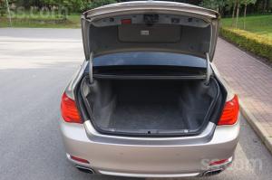 BMW 740 2009 Jūrmala, ar dzinēja tilpumu 3.00 L un nobraukumu 214 tūkst. km par 10995 €, foto 33 vietnē AUTOMOTO.COM.LV
