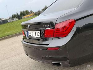 BMW 740 2009 in Radviliskis, with an engine capacity of 3.00 L and mileage of 262 thousand km for 6900 €, photo 9 on AUTOMOTO.COM.LV