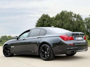 BMW 740 2009 in Radviliskis, with an engine capacity of 3.00 L and mileage of 262 thousand km for 6900 €, photo 14 on AUTOMOTO.COM.LV