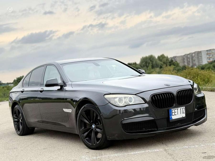 BMW 740 2009 in Radviliskis, with an engine capacity of 3.00 L and mileage of 262 thousand km for 6900 €, photo 19 on AUTOMOTO.COM.LV