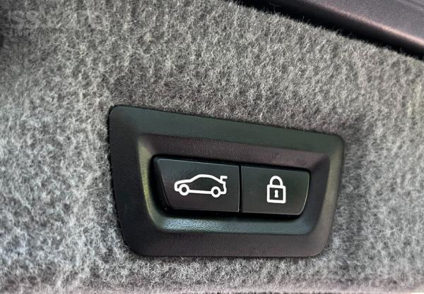 BMW 740 2009 in Riga, with an engine capacity of 3.00 L and mileage of 280 thousand km for 11500 €, photo 10 on AUTOMOTO.COM.LV