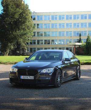 BMW 740 2010 Marijampole, ar dzinēja tilpumu 3.00 L un nobraukumu 410 tūkst. km par 13150 €, foto  vietnē AUTOMOTO.COM.LV
