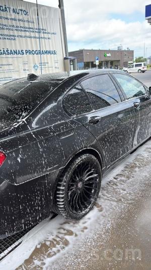 BMW 740 2010 Liepāja, ar dzinēja tilpumu 3.00 L un nobraukumu 0 tūkst. km par 11000 €, foto 4 vietnē AUTOMOTO.COM.LV