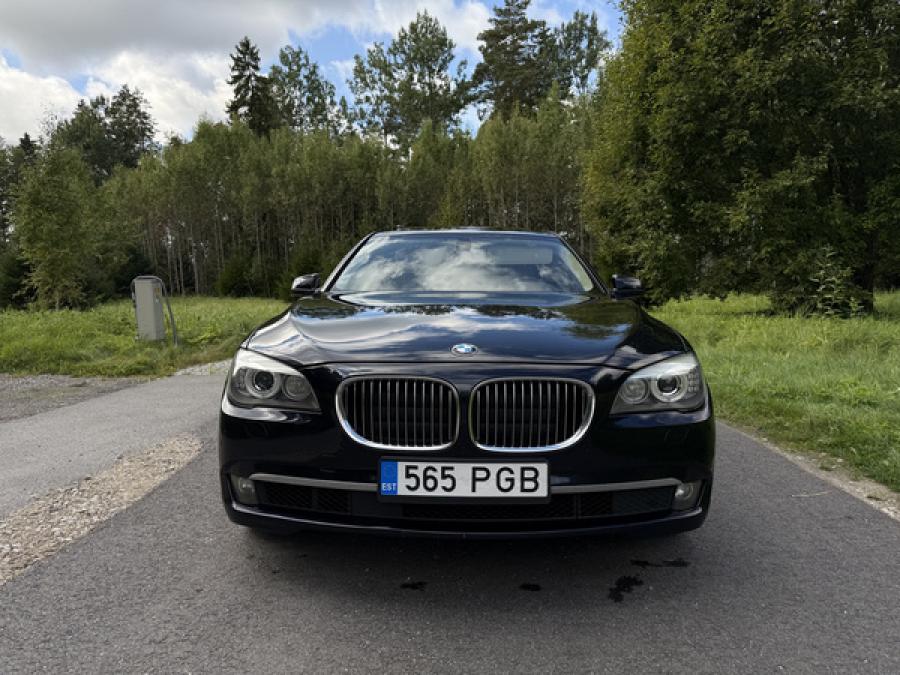 BMW 740 2011 Tallina, ar dzinēja tilpumu 3.00 L un nobraukumu 292 tūkst. km par 10999 €, foto 3 vietnē AUTOMOTO.COM.LV
