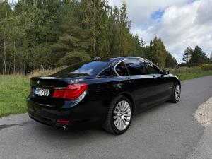 BMW 740 2011 Tallina, ar dzinēja tilpumu 3.00 L un nobraukumu 292 tūkst. km par 10999 €, foto 20 vietnē AUTOMOTO.COM.LV