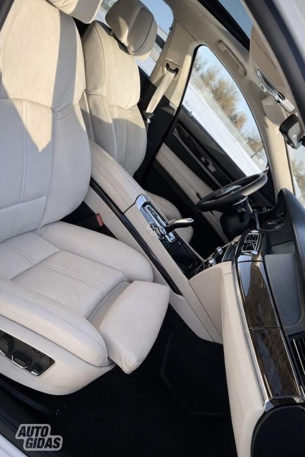 BMW 740 2012 Kauņa, ar dzinēja tilpumu 3.00 L un nobraukumu 252 tūkst. km par 8500 €, foto 6 vietnē AUTOMOTO.COM.LV