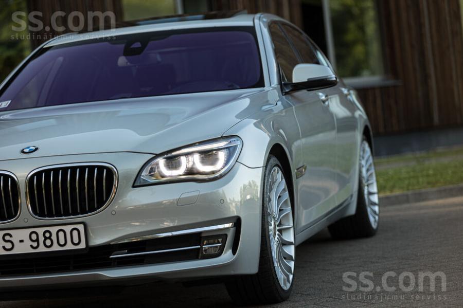 BMW 740 2013 Bauska, ar dzinēja tilpumu 4.00 L un nobraukumu 200 tūkst. km par 19498 €, foto 3 vietnē AUTOMOTO.COM.LV