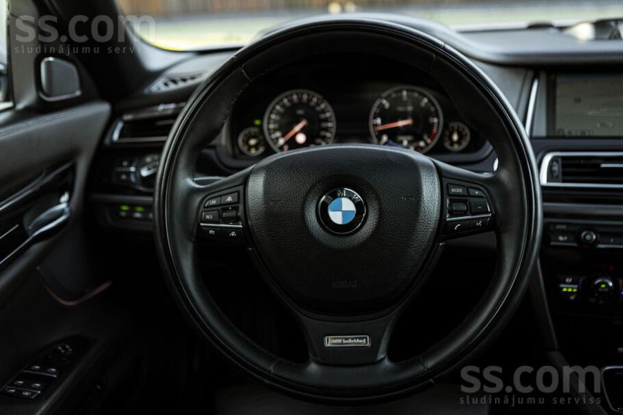BMW 740 2013 Bauska, ar dzinēja tilpumu 4.00 L un nobraukumu 200 tūkst. km par 19498 €, foto 23 vietnē AUTOMOTO.COM.LV