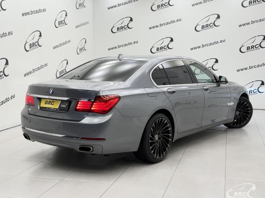 BMW 740 2013 Viļņa, ar dzinēja tilpumu 3.00 L un nobraukumu 327 tūkst. km par 10600 €, foto 3 vietnē AUTOMOTO.COM.LV