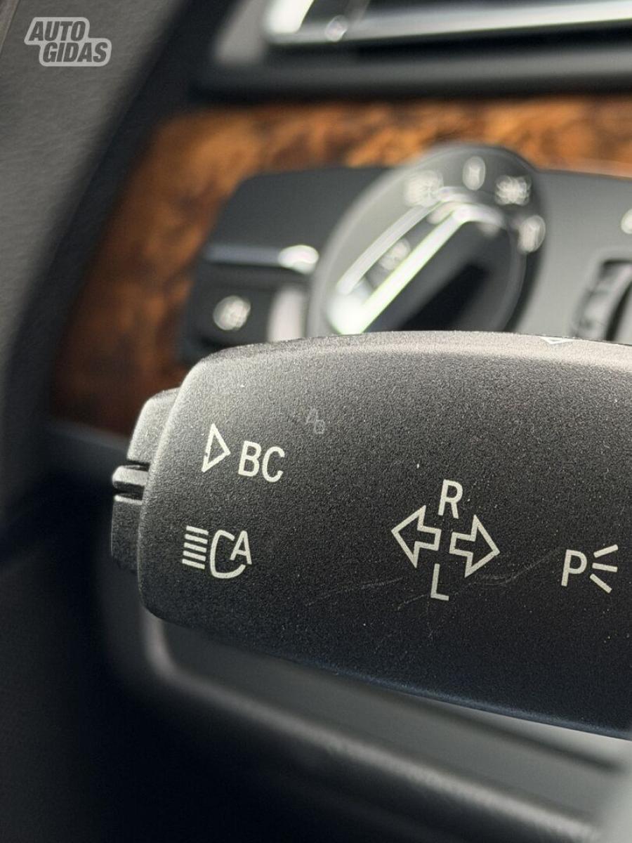 BMW 740 2015 in Vilnius, with an engine capacity of 3.00 L and mileage of 167 thousand km for 15000 €, photo 33 on AUTOMOTO.COM.LV