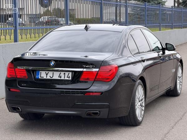 BMW 740 2015 in Vilnius, with an engine capacity of 3.00 L and mileage of 167 thousand km for 15000 €, photo 5 on AUTOMOTO.COM.LV