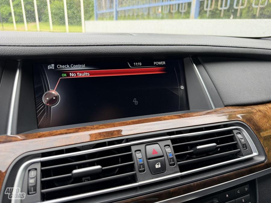 BMW 740 2015 in Vilnius, with an engine capacity of 3.00 L and mileage of 167 thousand km for 15000 €, photo 17 on AUTOMOTO.COM.LV