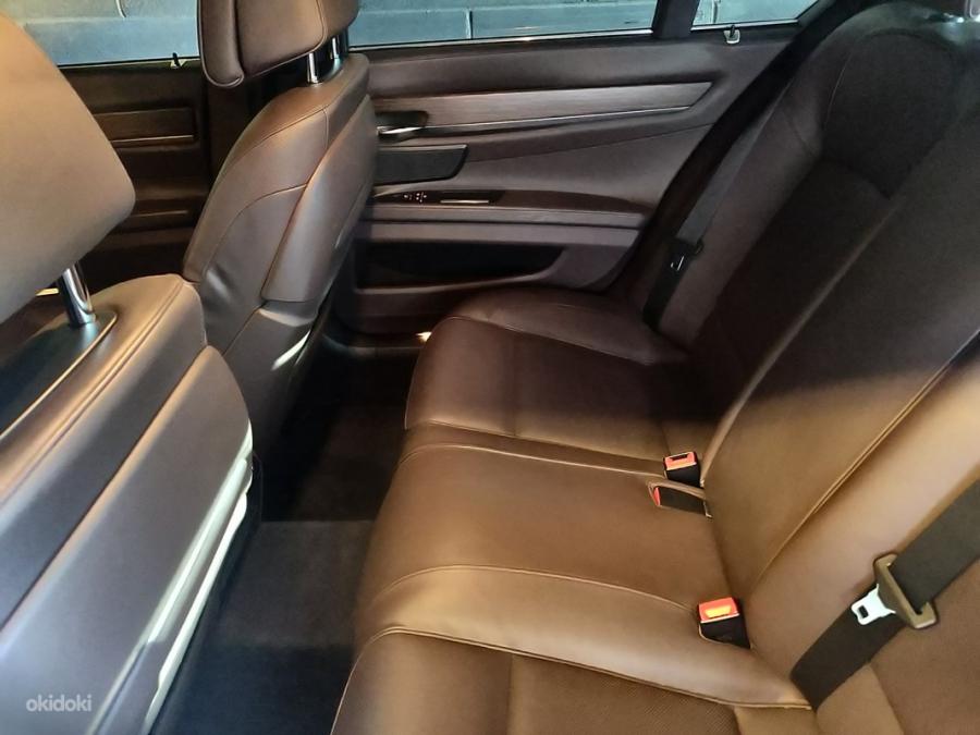 BMW 740 2015 Tallina, ar dzinēja tilpumu 3.00 L un nobraukumu 250 tūkst. km par 18000 €, foto 24 vietnē AUTOMOTO.COM.LV