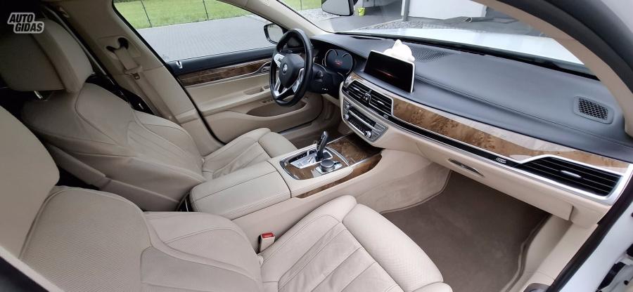 BMW 740 2016 in Vilnius, with an engine capacity of 3.00 L and mileage of 189 thousand km for 25000 €, photo 6 on AUTOMOTO.COM.LV
