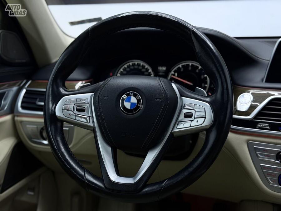 BMW 740 2017 Avižieniai, ar dzinēja tilpumu 3.00 L un nobraukumu 86 tūkst. km par 26490 €, foto 16 vietnē AUTOMOTO.COM.LV