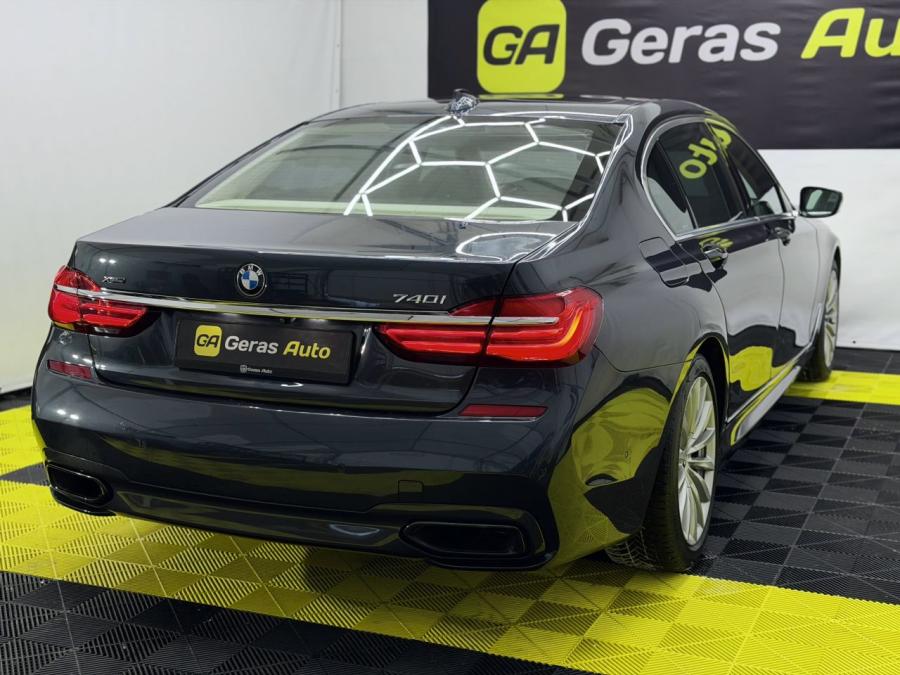BMW 740 2017 in Vilnius, with an engine capacity of 0.00 L and mileage of 0 thousand km for 22300 €, photo 5 on AUTOMOTO.COM.LV