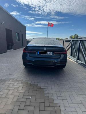 BMW 740 2017 in Marijampole, with an engine capacity of 2.99 L and mileage of 161 thousand km for 31000 €, photo 4 on AUTOMOTO.COM.LV