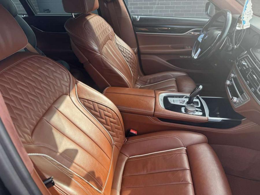 BMW 740 2017 Marijampole, ar dzinēja tilpumu 2.99 L un nobraukumu 161 tūkst. km par 31000 €, foto 11 vietnē AUTOMOTO.COM.LV