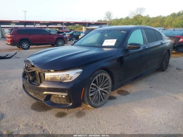 BMW 740 2018 in Klaipeda, with an engine capacity of 0.00 L and mileage of 0 thousand km for 14000 €, photo 2 on AUTOMOTO.COM.LV