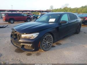 BMW 740 2018 in Klaipeda, with an engine capacity of 0.00 L and mileage of 0 thousand km for 14000 €, photo 3 on AUTOMOTO.COM.LV