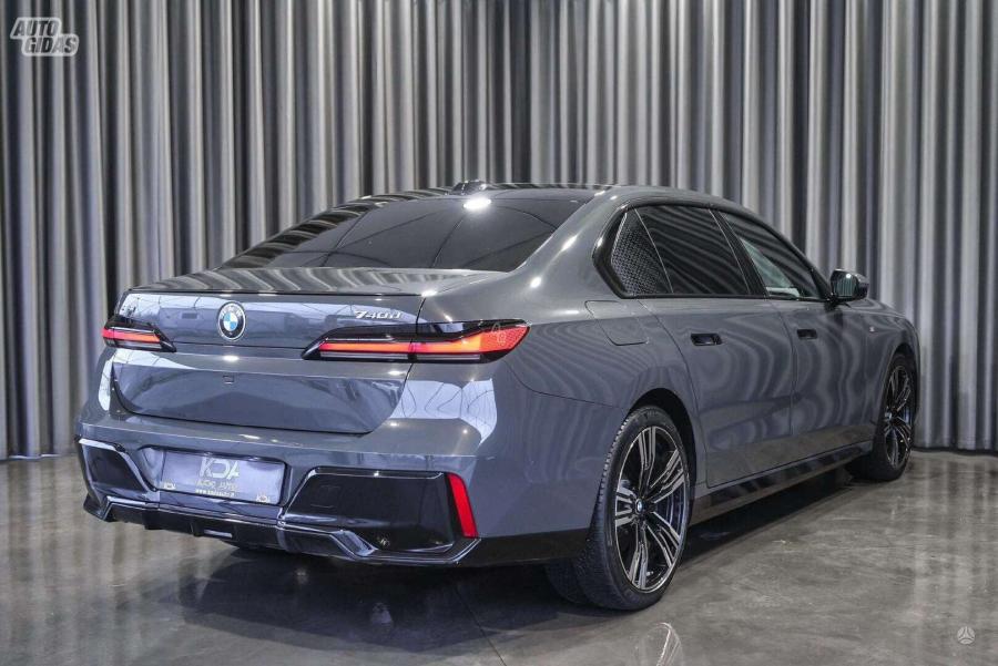 BMW 740 2024 Marijampole, ar dzinēja tilpumu 3.00 L un nobraukumu 9 tūkst. km par 90950 €, foto 12 vietnē AUTOMOTO.COM.LV