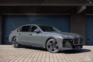 BMW 740 2024 Marijampole, ar dzinēja tilpumu 3.00 L un nobraukumu 108 tūkst. km par 80450 €, foto  vietnē AUTOMOTO.COM.LV