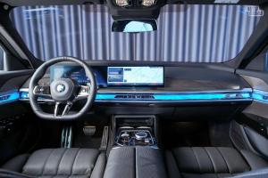 BMW 740 2024 Marijampole, ar dzinēja tilpumu 3.00 L un nobraukumu 9 tūkst. km par 88950 €, foto 16 vietnē AUTOMOTO.COM.LV