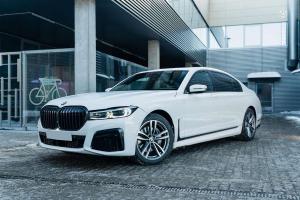 Balts BMW 740 2017 Viļņa, ar dzinēja tilpumu 3.00 L un nobraukumu 221 tūkst. km par 22900 €, foto 5 vietnē AUTOMOTO.COM.LV