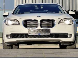 White BMW 740 2010 in Siauliai, with an engine capacity of 3.00 L and mileage of 186 thousand km for 9990 €, photo 10 on AUTOMOTO.COM.LV