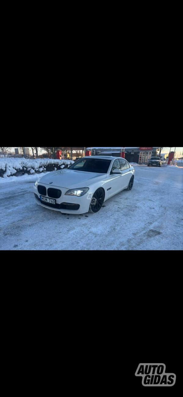 Balts BMW 740 2010 Telšiai, ar dzinēja tilpumu 3.00 L un nobraukumu 400 tūkst. km par 9000 €, foto 2 vietnē AUTOMOTO.COM.LV