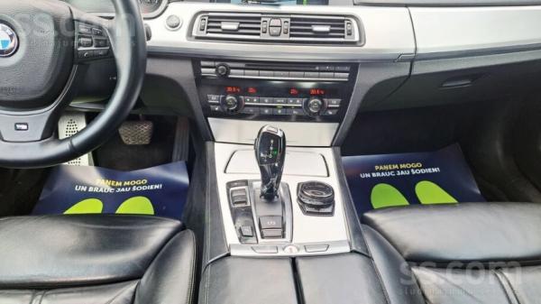 White BMW 740 2010 in Riga, with an engine capacity of 3.00 L and mileage of 365 thousand km for 8500 €, photo 7 on AUTOMOTO.COM.LV