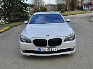 Белый БМВ 740 2010 в Екабпилс, объемом двигателя 3.00 л и пробегом 229 тыс. км за 9490 €, фото 4 на AUTOMOTO.COM.LV